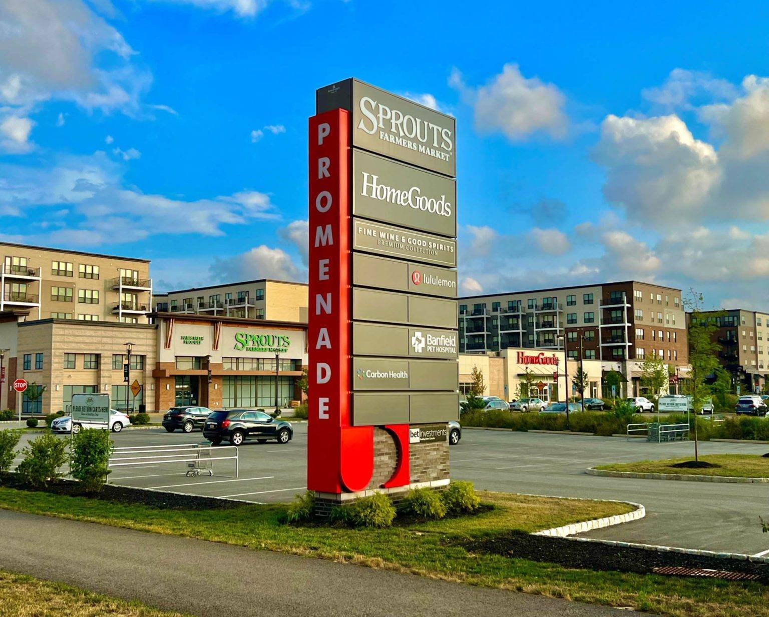 Pylon signs | Sign Shop - UNI Signs